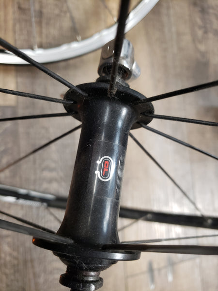 Shimano R500 700c wheelset bladed spokes 10 speed 100/130 rim brake ...