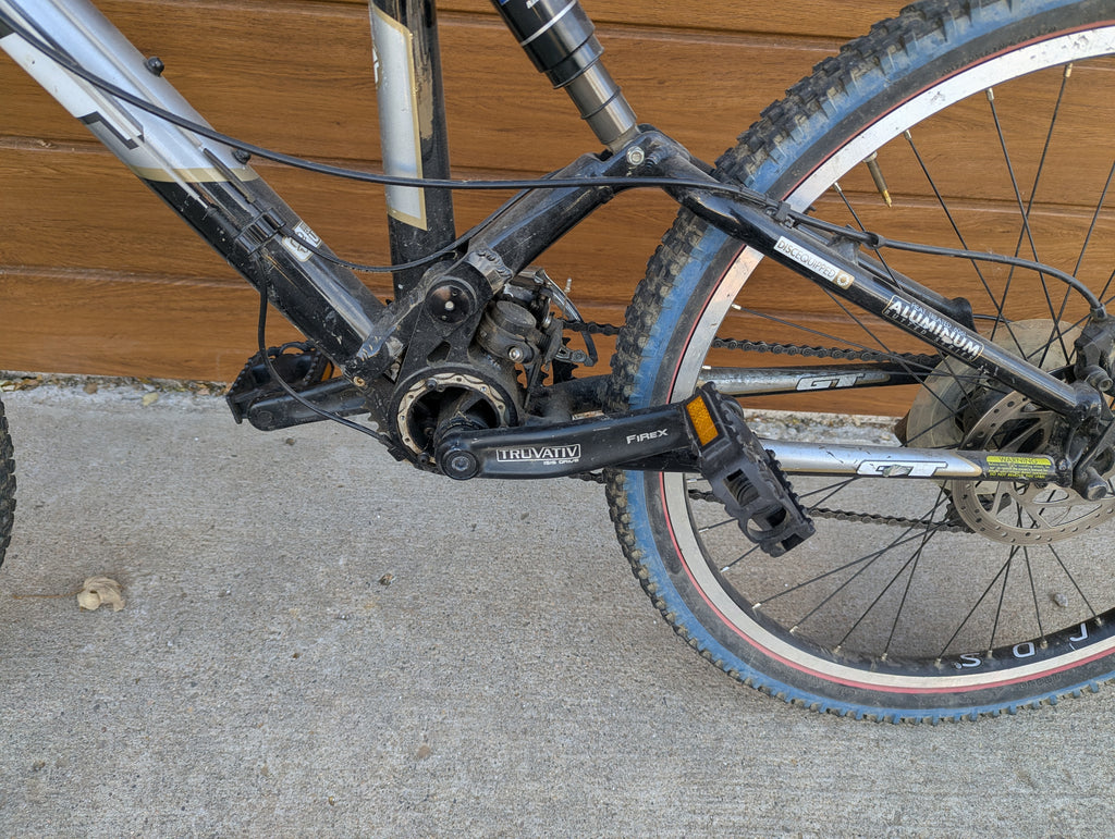 GT iDrive Full Suspension Bike, Medium, 26" Wheels, AS IS – The Extra Mile Outdoor Gear & Bike